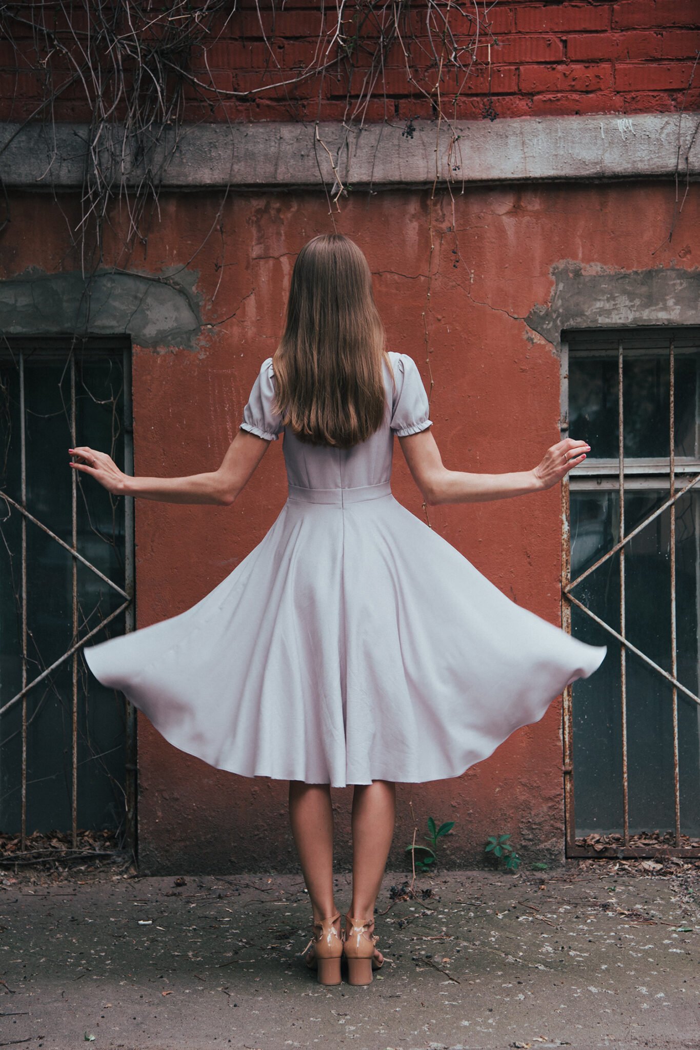Faceless Aesthetic Photo Ideas to Inspire Your Next Photo Shoot ⋆ The ...